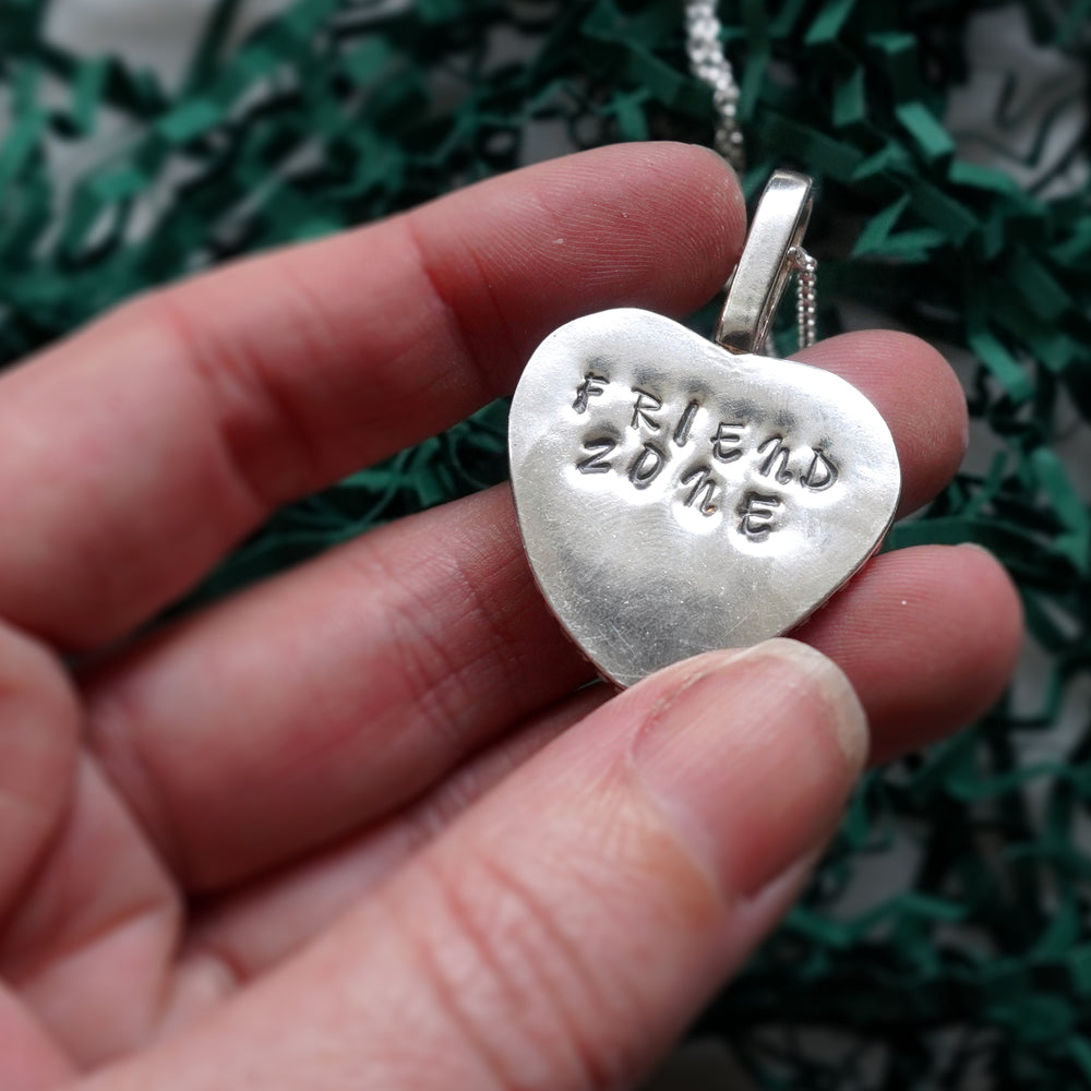 Candied heart #5 Friendzone – The Elven Smith